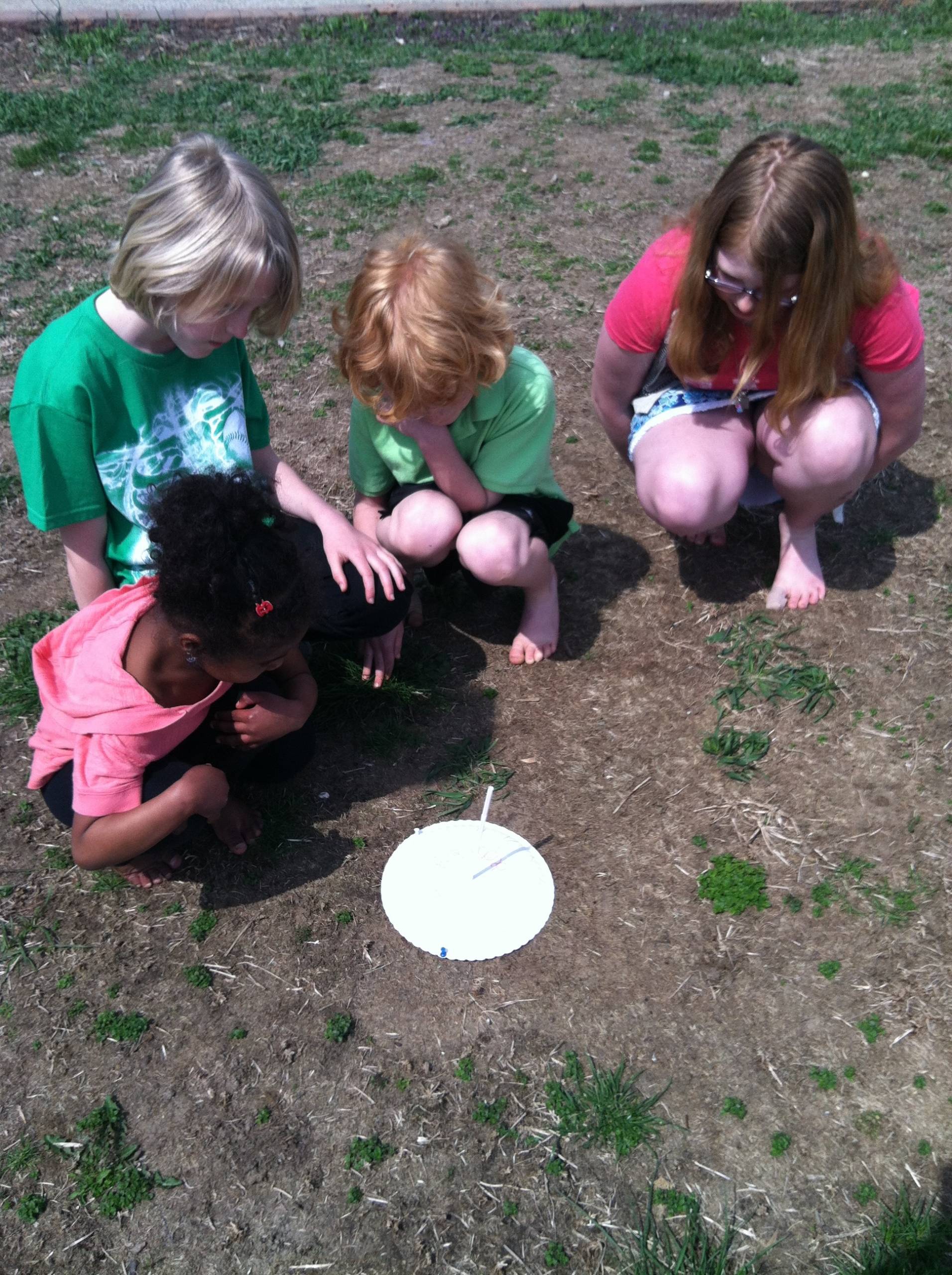 Paper Plate Sundial Craft Project – Green Kid Crafts