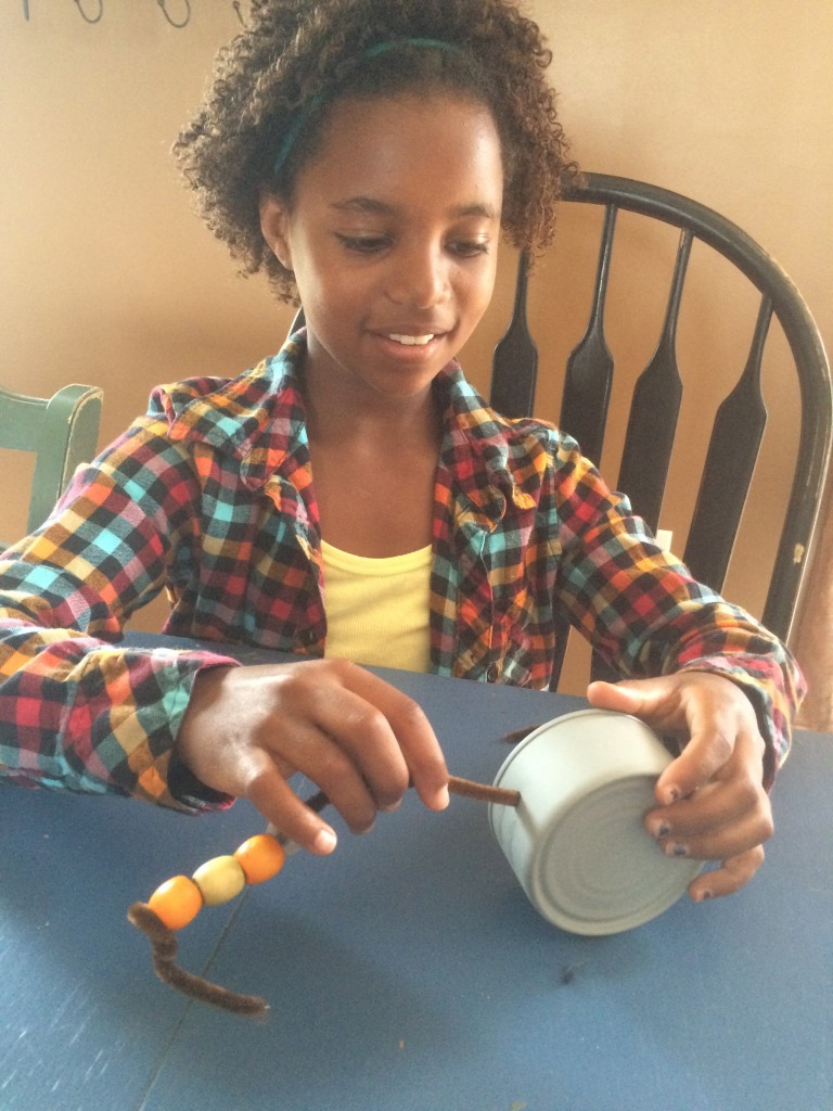 Robot Wind Chimes – Robot activities for kids – Green Kid Crafts