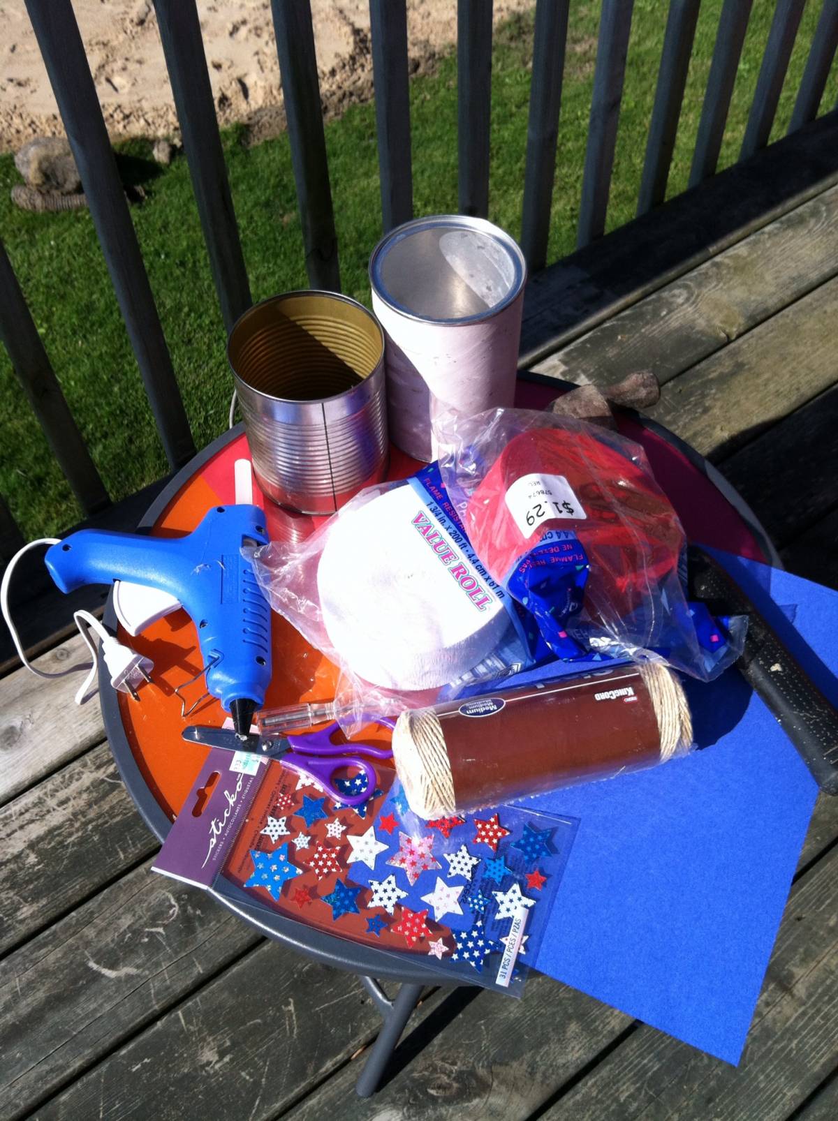 Simple Patriotic Windsocks – Green Kid Crafts