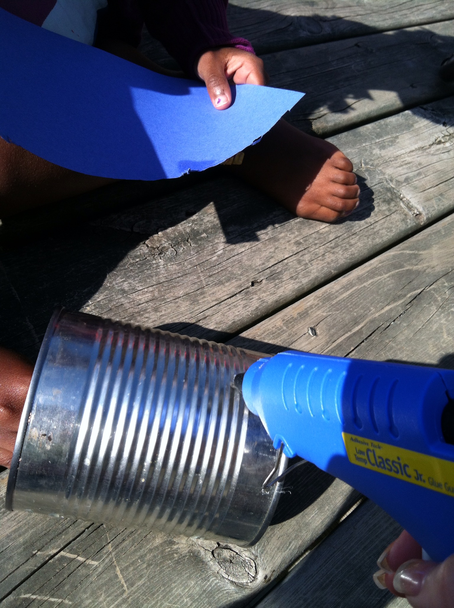 Simple Patriotic Windsocks – Green Kid Crafts