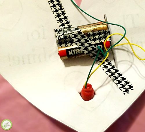 Simple Circuit Light Up Valentine – Green Kid Crafts