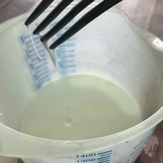 DIY Fizzy Sidewalk Chalk Fireworks – Green Kid Crafts