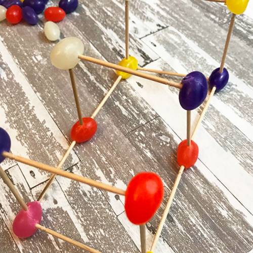 Building a Jelly Bean Structure for a Bunny – Green Kid Crafts