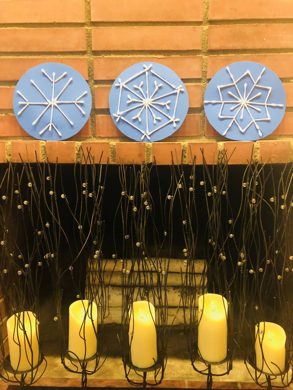 Winter STEAM: Symmetrical Snowflakes – Green Kid Crafts