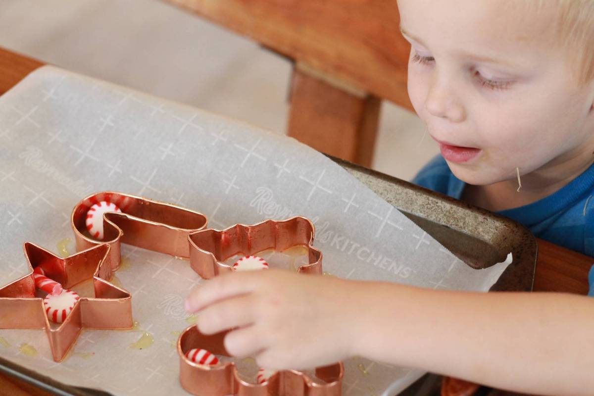 Candy Cane Cookie Cutter Ornaments – Green Kid Crafts