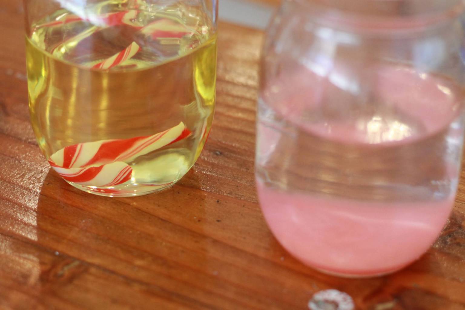 Dissolving Candy Canes – Green Kid Crafts