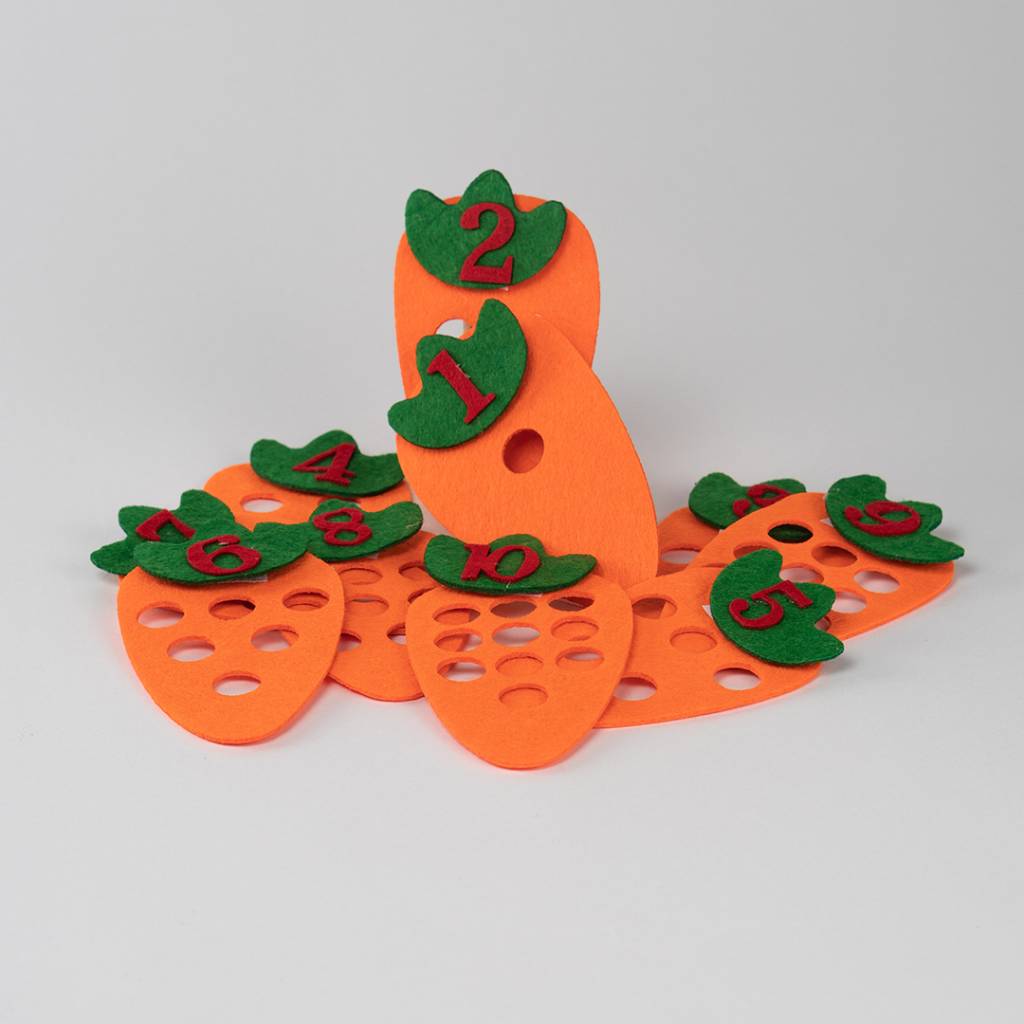Felt Carrot Counting Kit – Green Kid Crafts